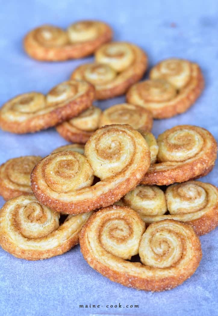 Cinnamon palmiers – 3-ingredient puff pastry cookies