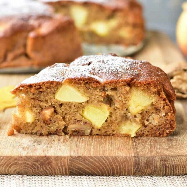 Apple walnut cake with honey - easy and super moist! (video)
