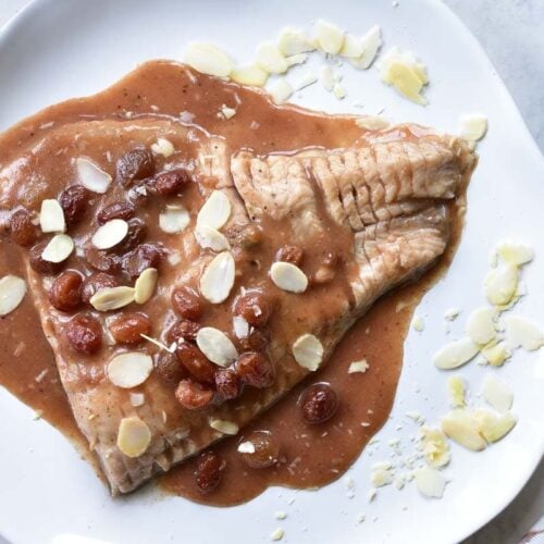 Fish with savory gingerbread sauce (Carp in old Polish gray sauce)