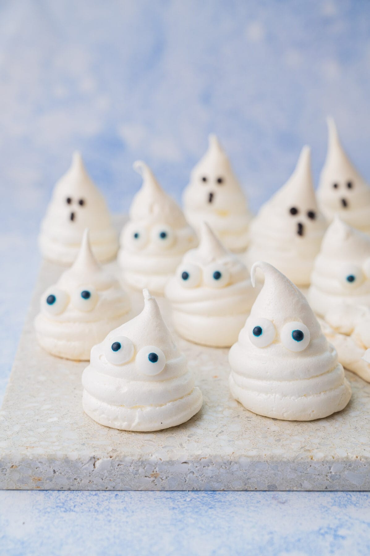 Meringue Ghosts - Everyday Delicious