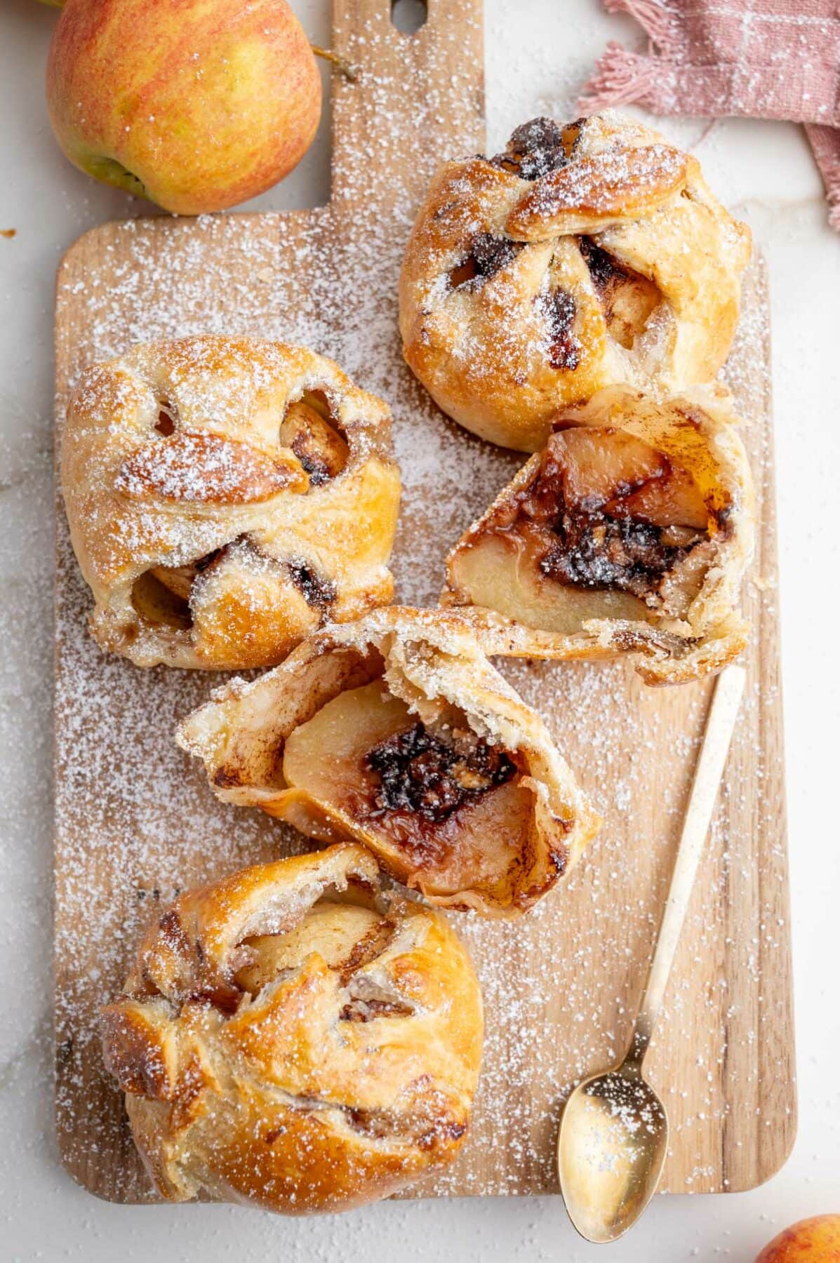 Apples in Puff Pastry (with chocolate nut filling) - Everyday Delicious