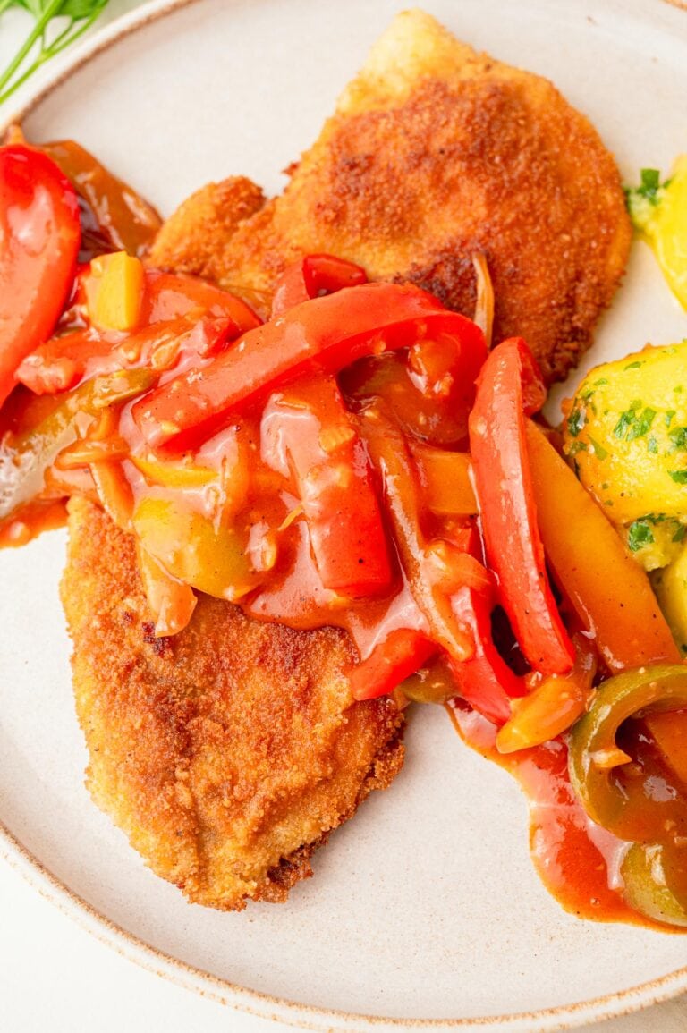 Zigeunerschnitzel (Gypsy's Schnitzel) - Bell Pepper Sauce