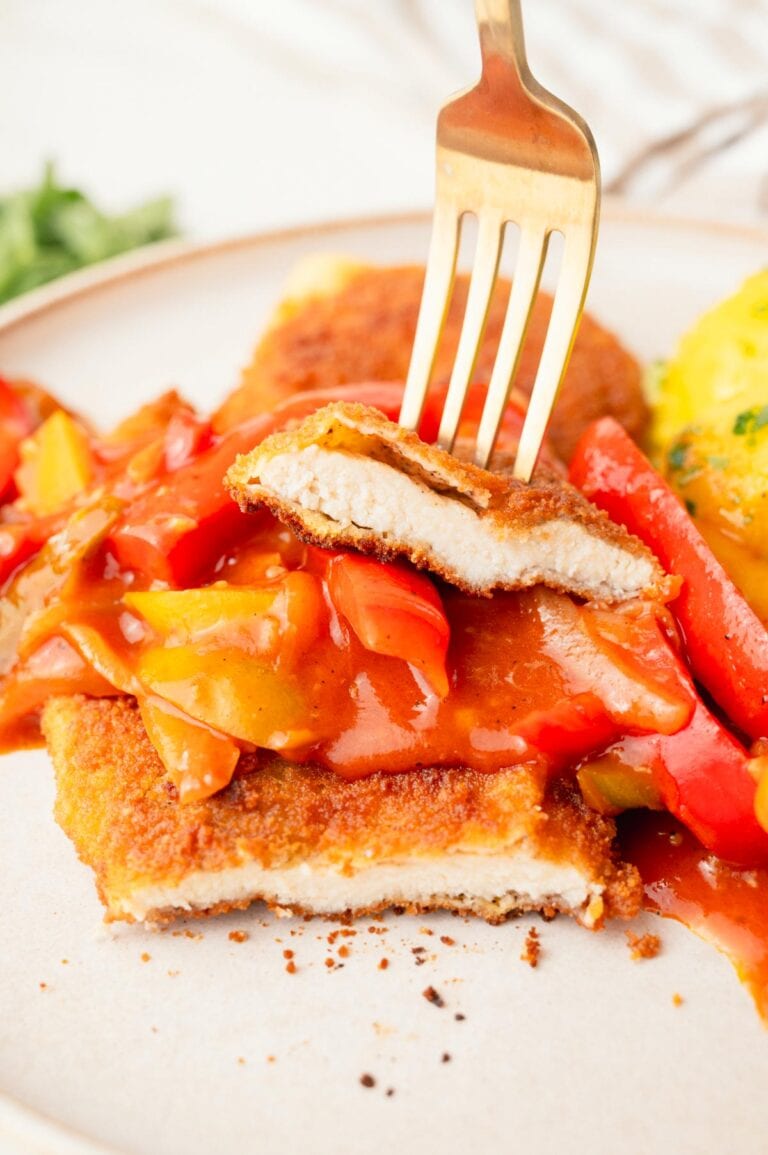 Zigeunerschnitzel (Gypsy's Schnitzel) - Bell Pepper Sauce