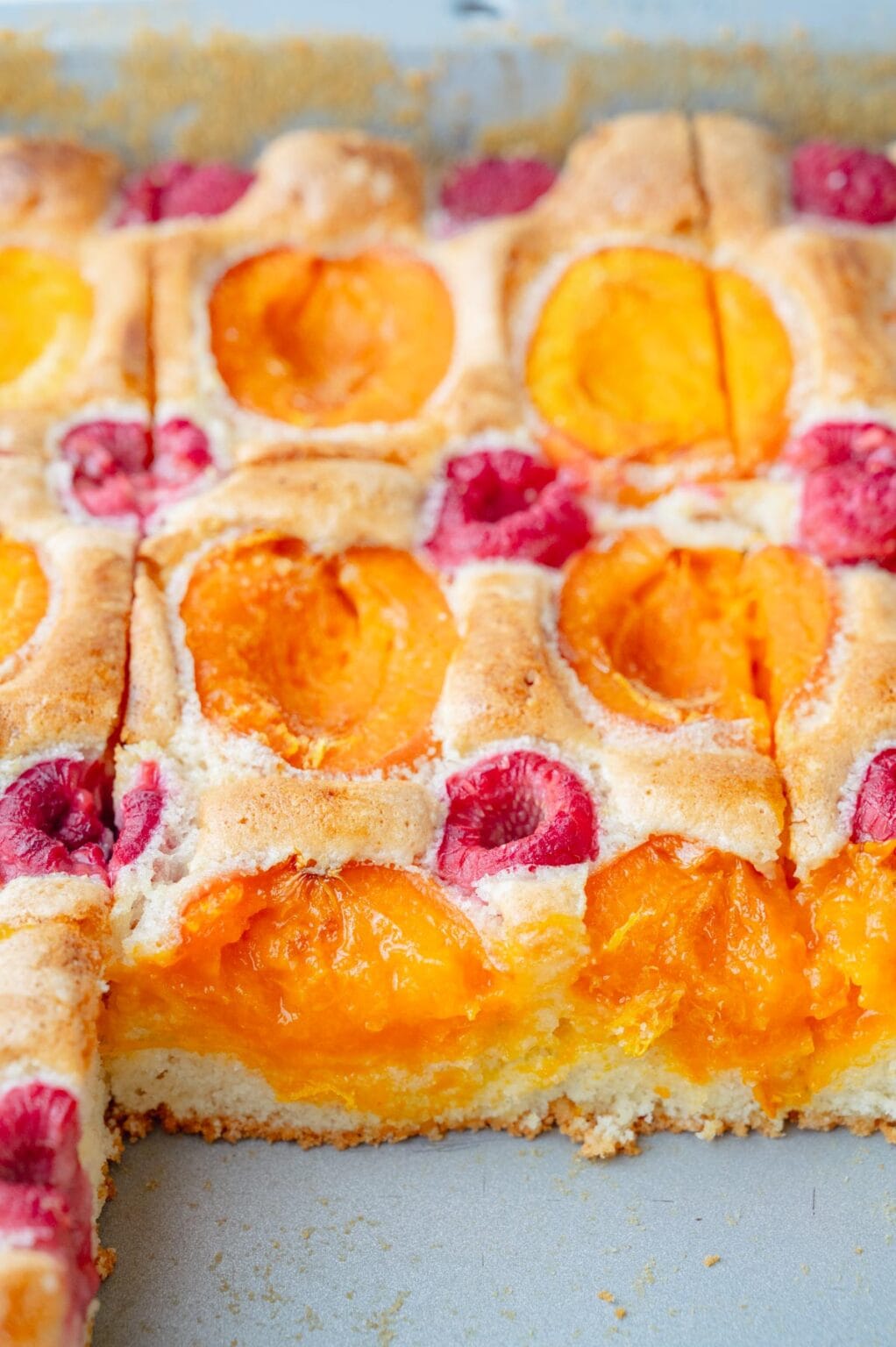 Apricot Raspberry Sponge Cake - Everyday Delicious